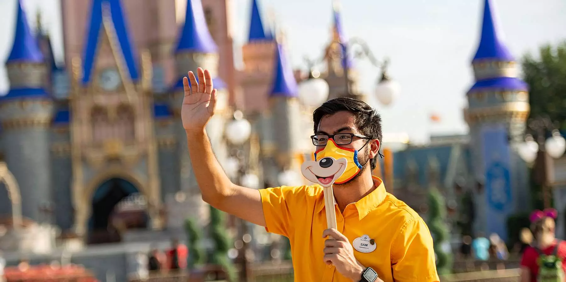 Disney World i Disneyland poden aixecar els requisits de màscara després de l'anunci de CDC