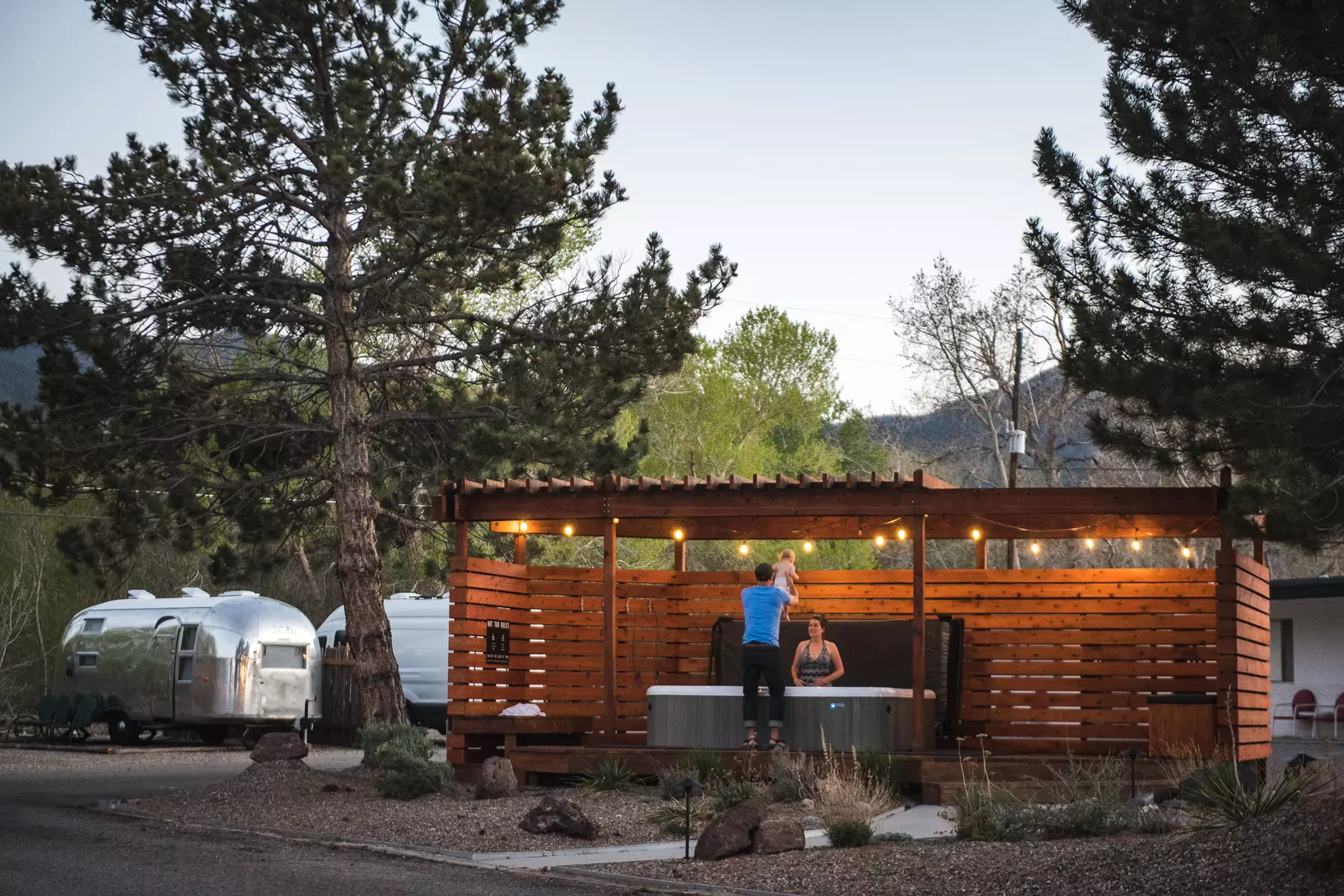 Amigo Motor Lodge Pool an Airstreams zu Salida, Colorado