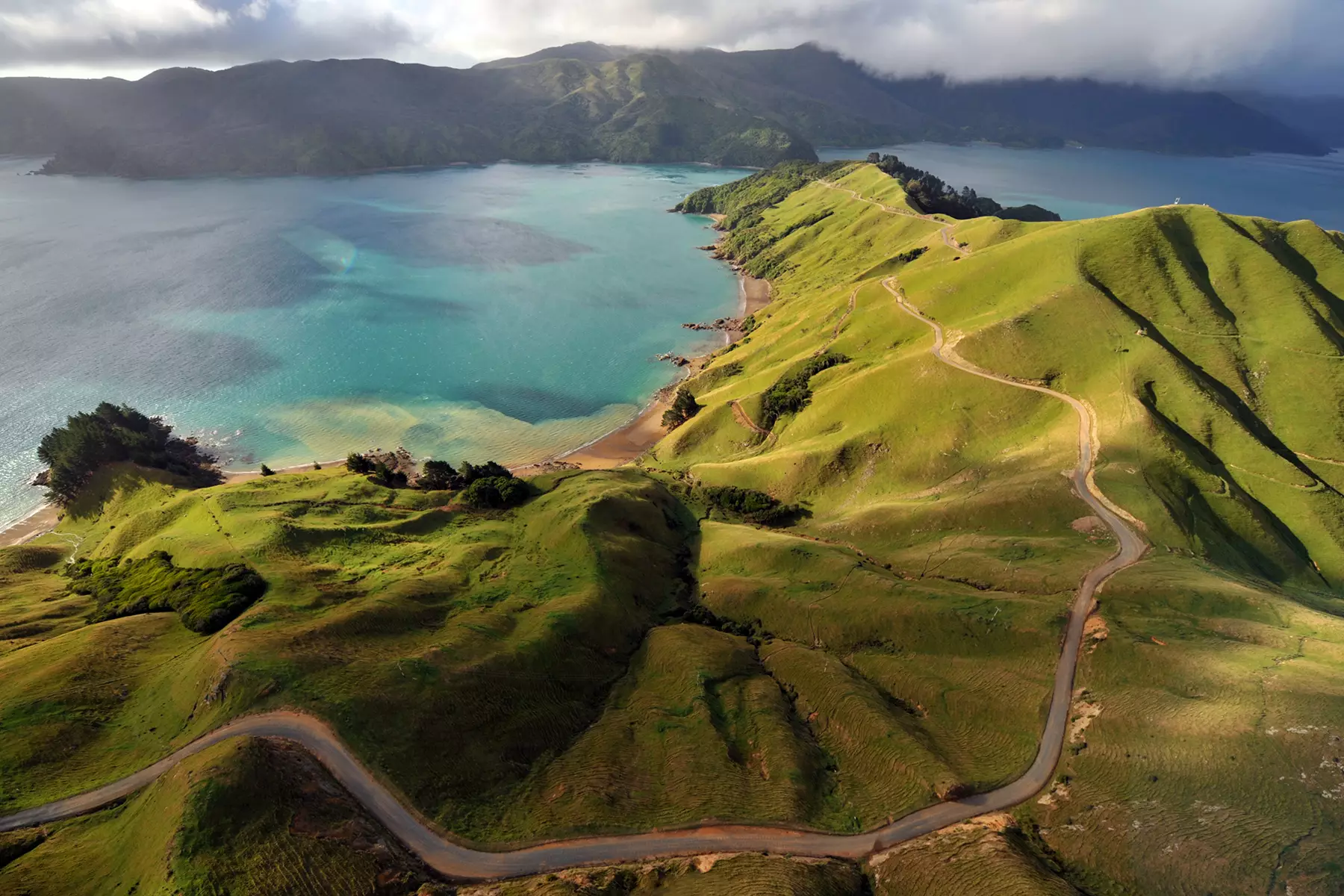 Veduta mill-ajru ta' Marlborough Sounds