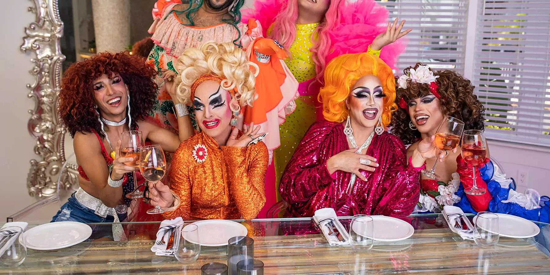 Her er hvad et privat dragshow på $4.000 giver dig på Gloria Estefan's Miami Hotel