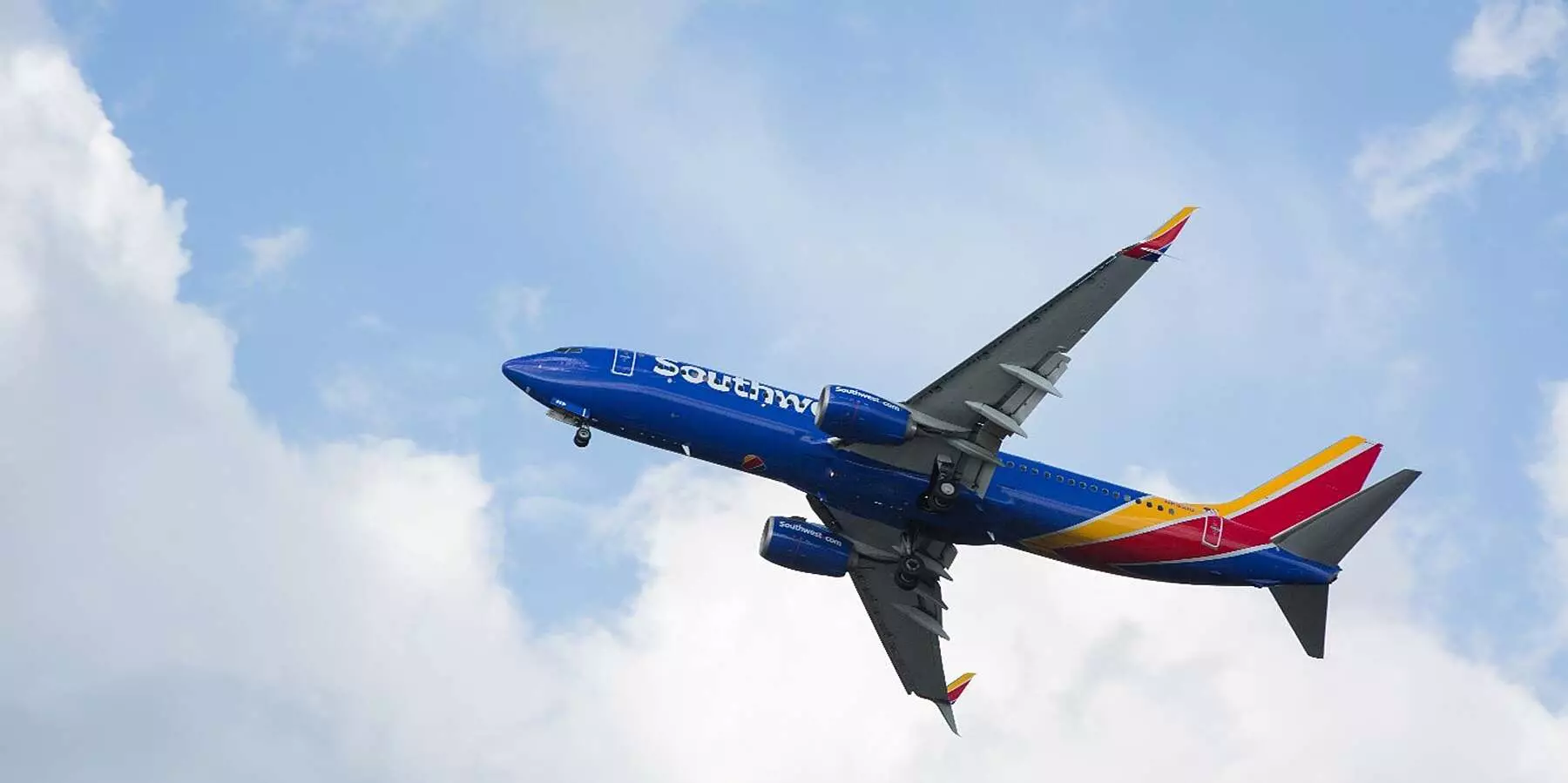 Southwest regala abonaments d'acompanyament de 2 mesos a qualsevol persona que compri un vol d'anada i tornada avui