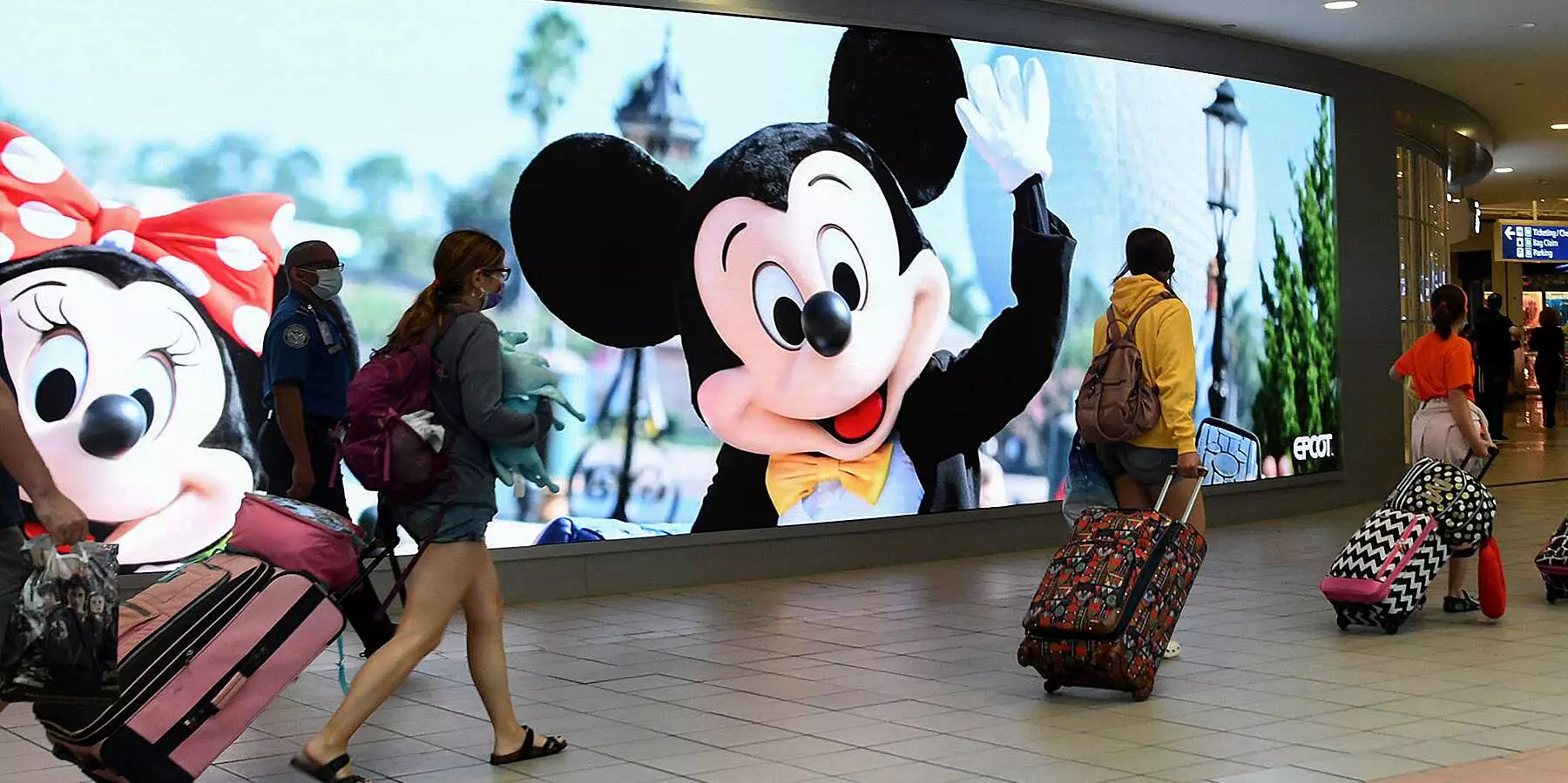 Disney World stopt met gratis luchthavenvervoer - en vervangt het door deze betaalde opties