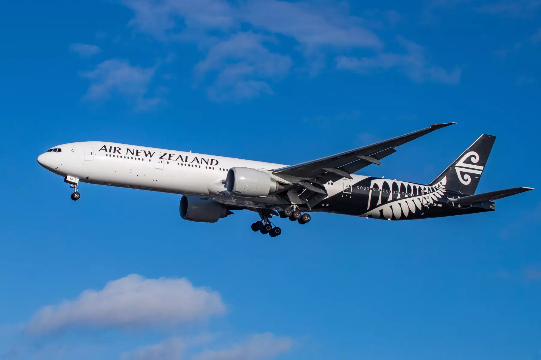 Neuseeland Boeing 777 im Flug