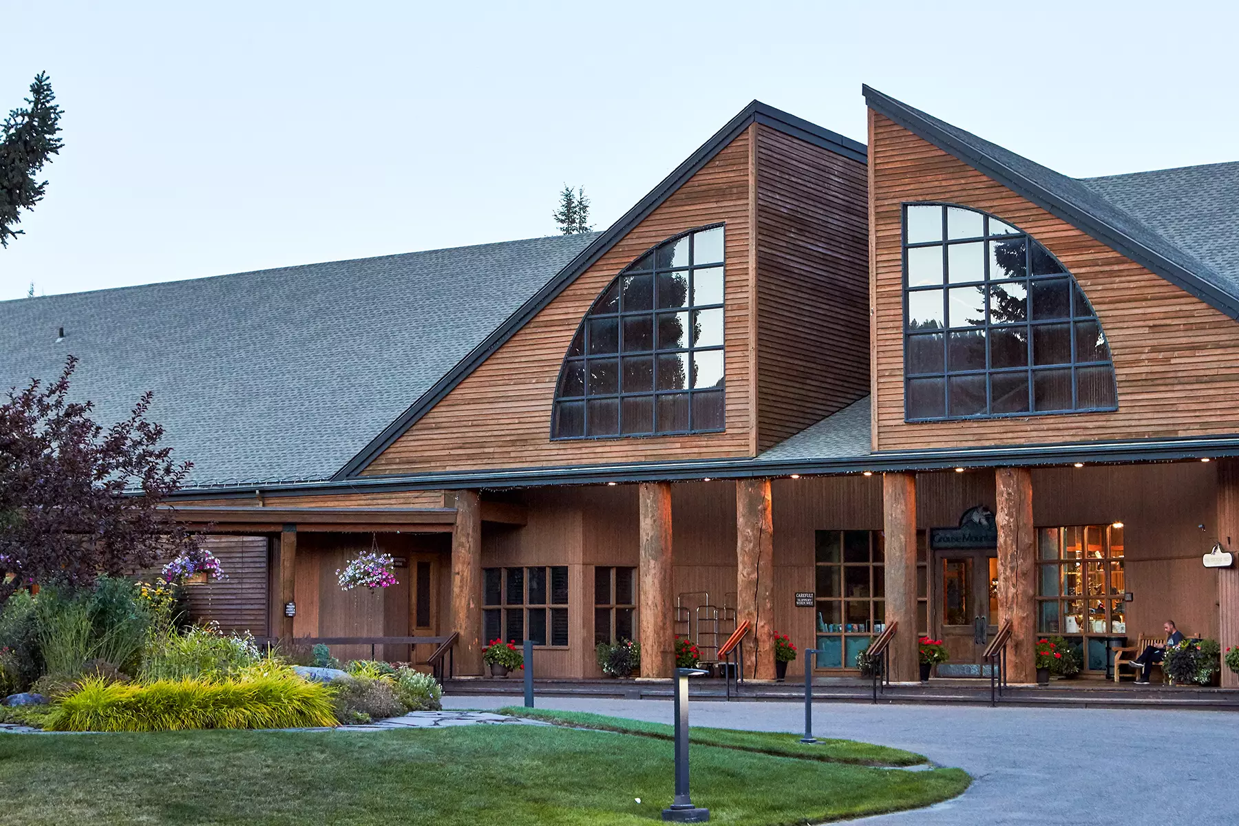 Exterior de Grouse Mountain Lodge