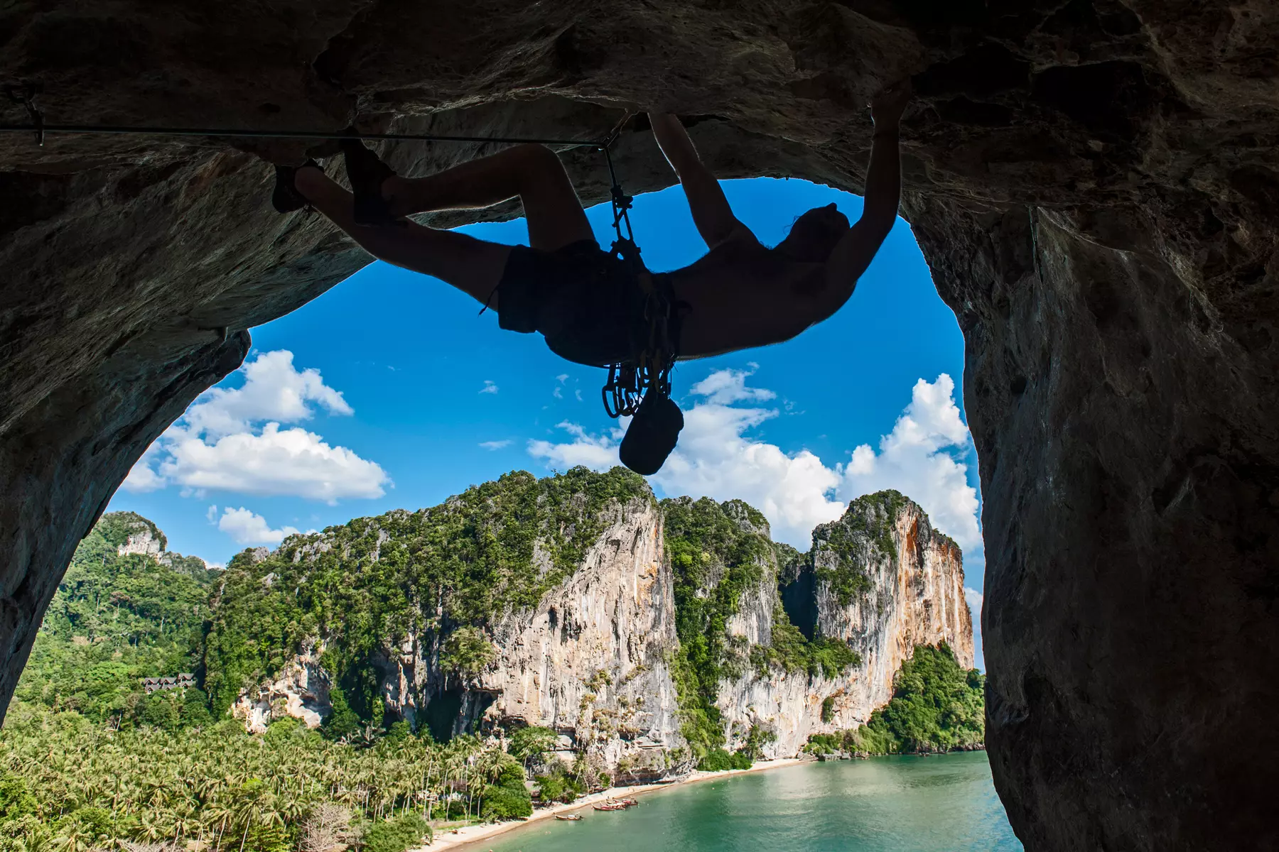 Olona miakatra hantsana vato any Railey, Thailand