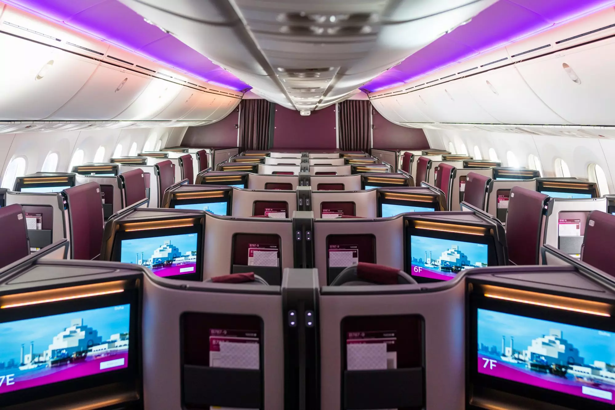 Qatar Airways кабинасы