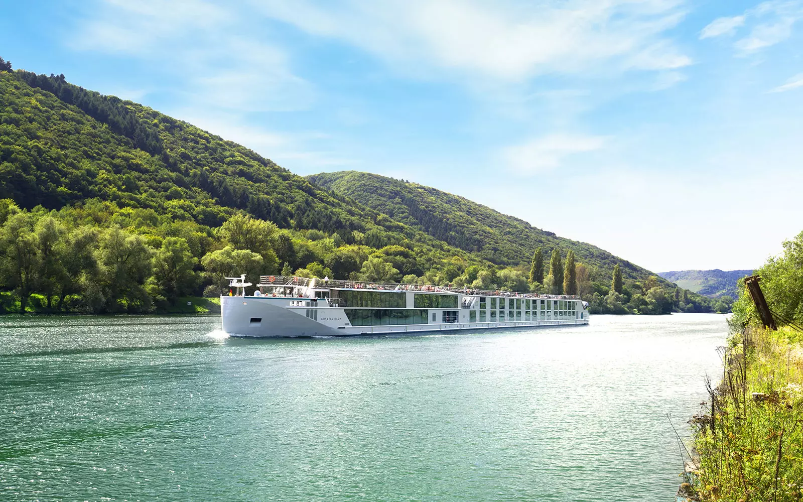 Crystal rive cruise ntawm Rhine