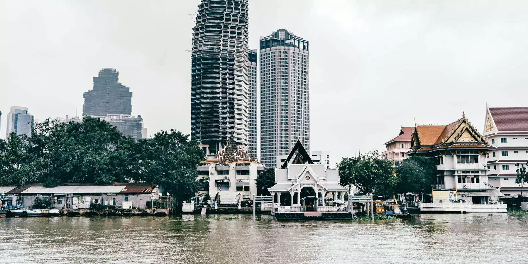 Dizze Slow River Cruise Down Chao Praya fan Tailân is in reis werom yn 'e tiid