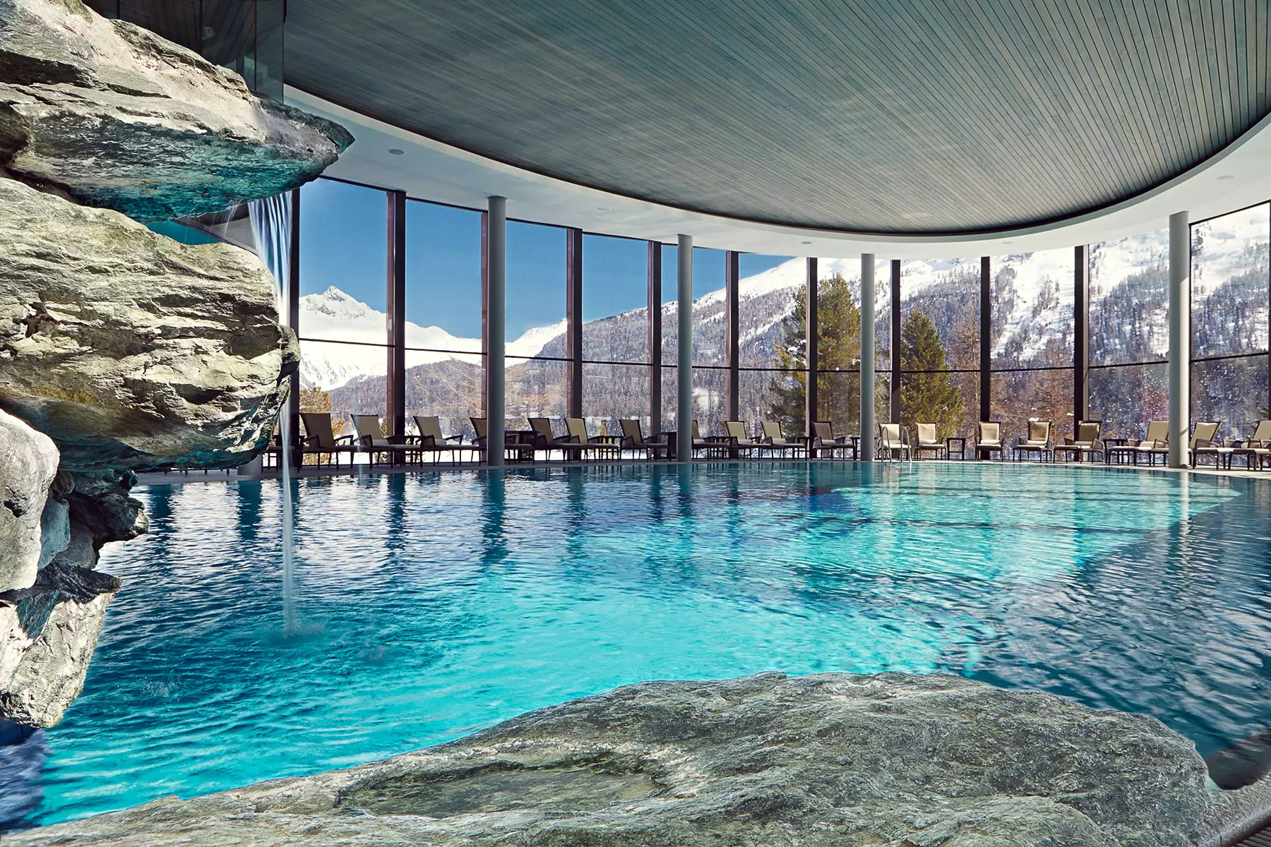 Piscina coberta al Badrutts Palace Hotel