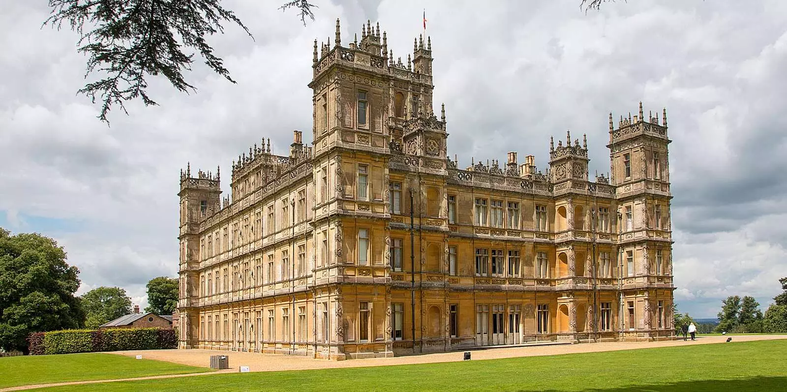 Visite sites da vida real de 'Downton Abbey' com uma visão exclusiva do Castelo Highclere nas novas extensões de cruzeiro da Viking