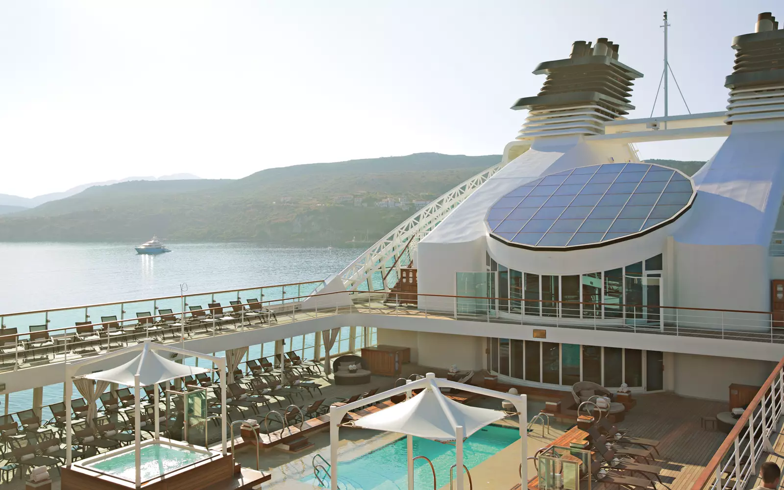 Seabourn Greece ụgbọ mmiri