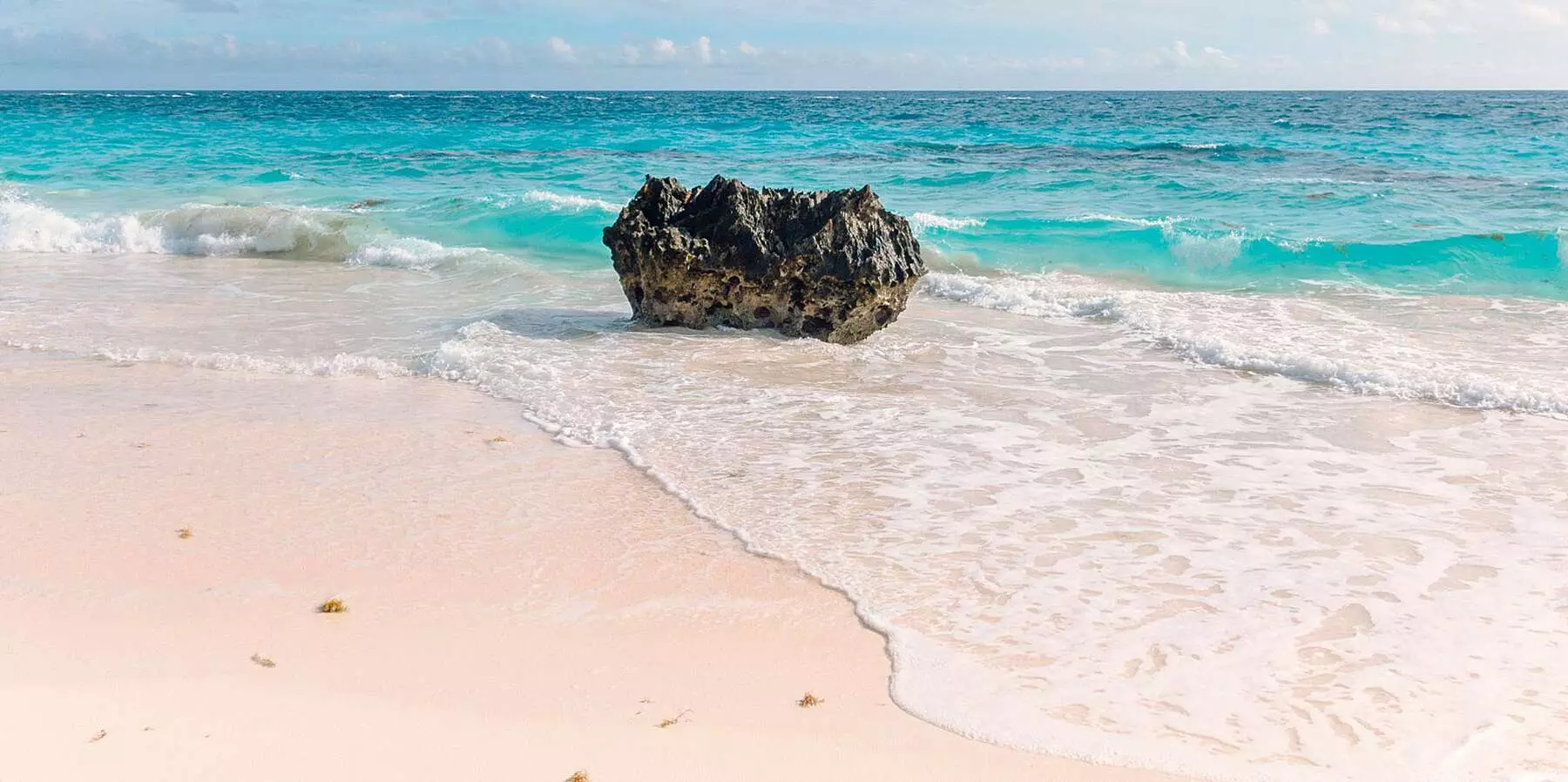 Bermuda rózsaszín akciója visszatért – akár 50%-os kedvezménnyel egyes üdülőhelyeken