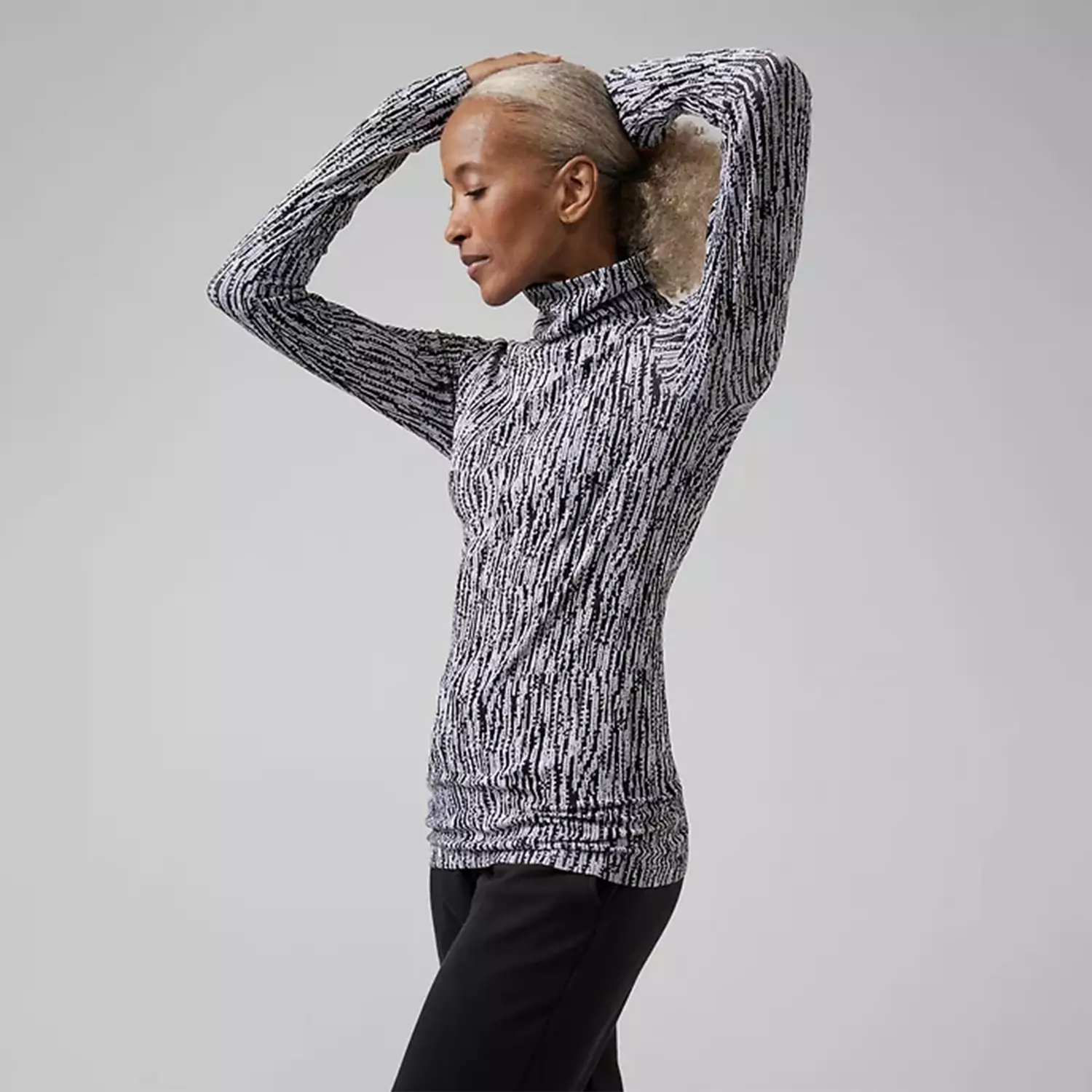 Athleta Flurry Elemental Turtleneck în alb și negru