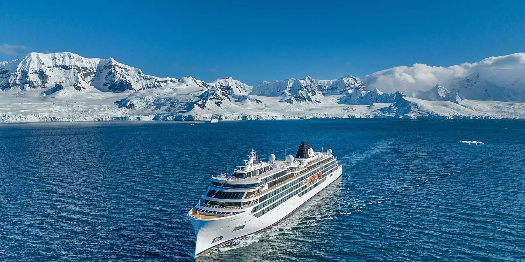 Ces toutes nouvelles croisières mondiales longitudinales naviguent des Grands Lacs à l'Antarctique - Voici comment monter à bord