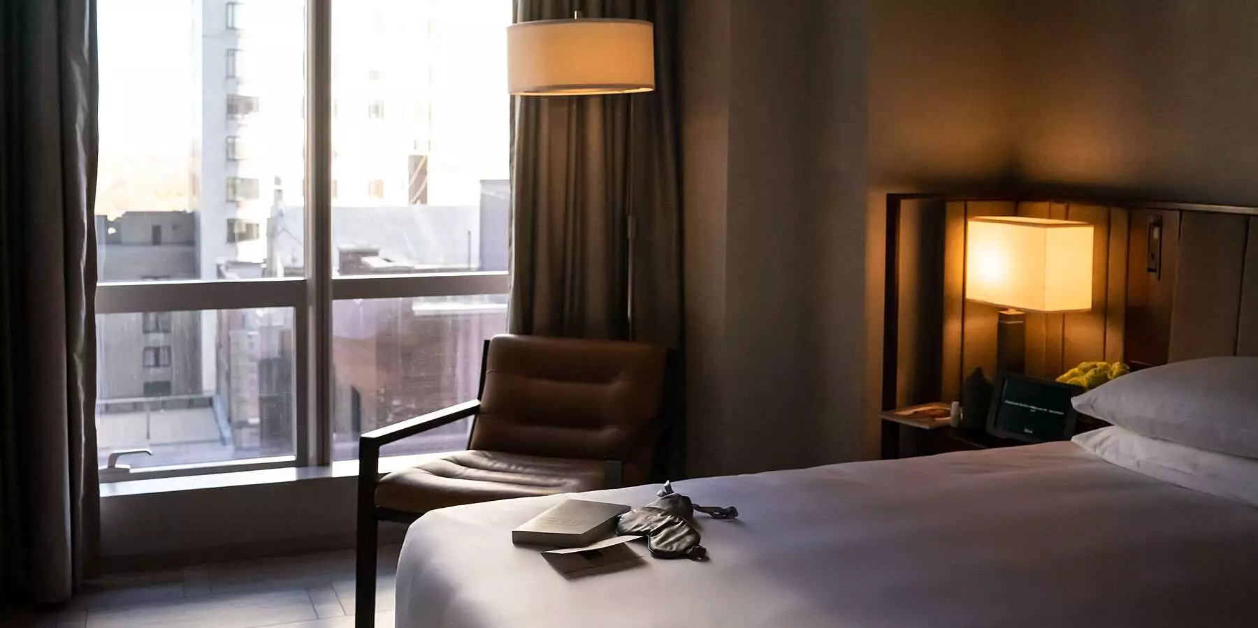 Αυτό το ξενοδοχείο στη Νέα Υόρκη μόλις έκανε το ντεμπούτο του 5 Sleep Suites με κρεβάτια με τεχνητή νοημοσύνη