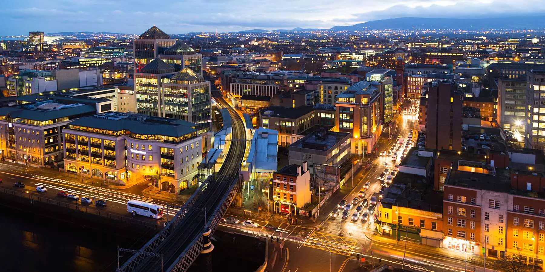 Labākās vietas Dublinā, kur paēst, dzert un iepirkties par zemu budžetu