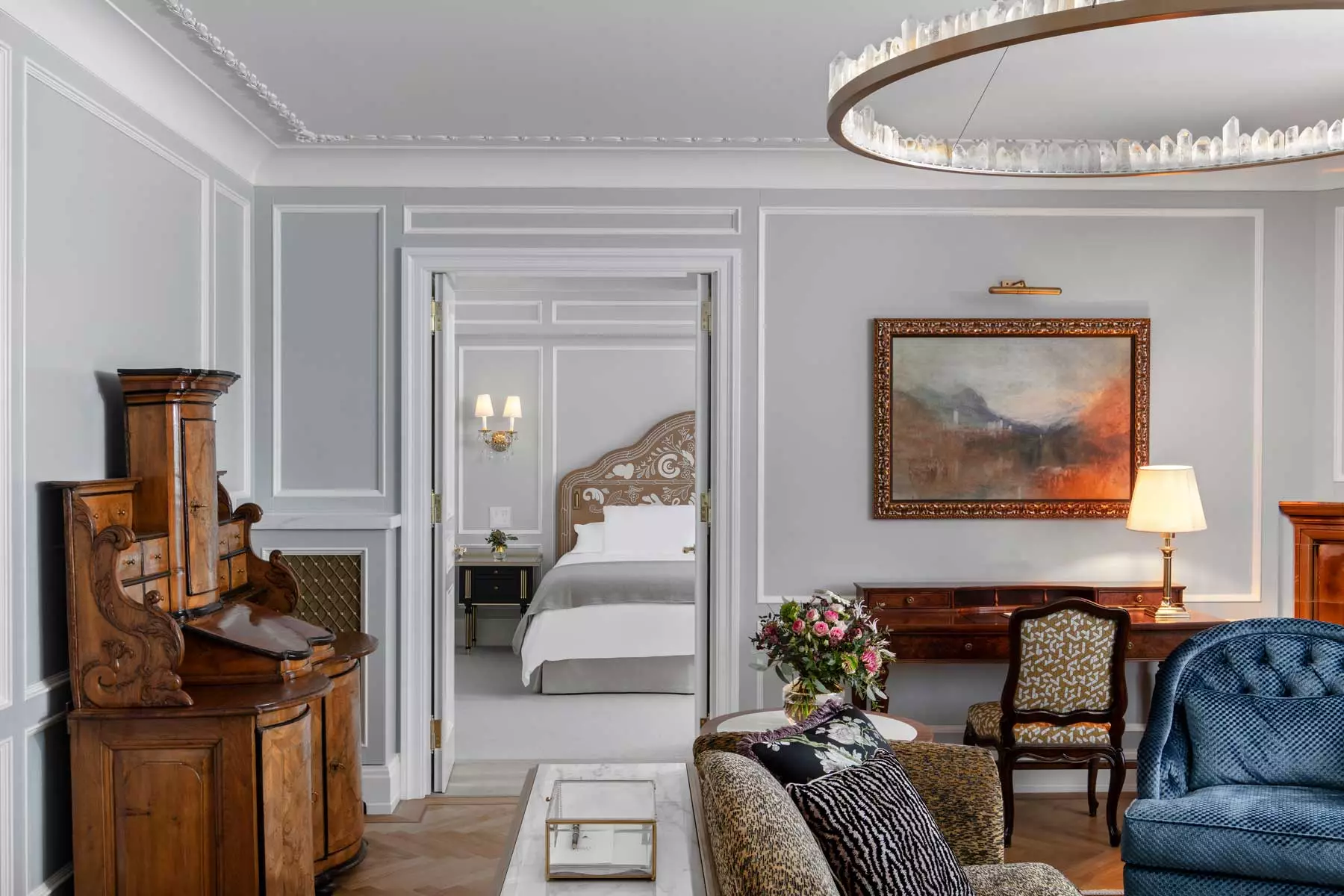 Unha suite do hotel Badrutt's Palace, votado como un dos mellores hoteis do mundo