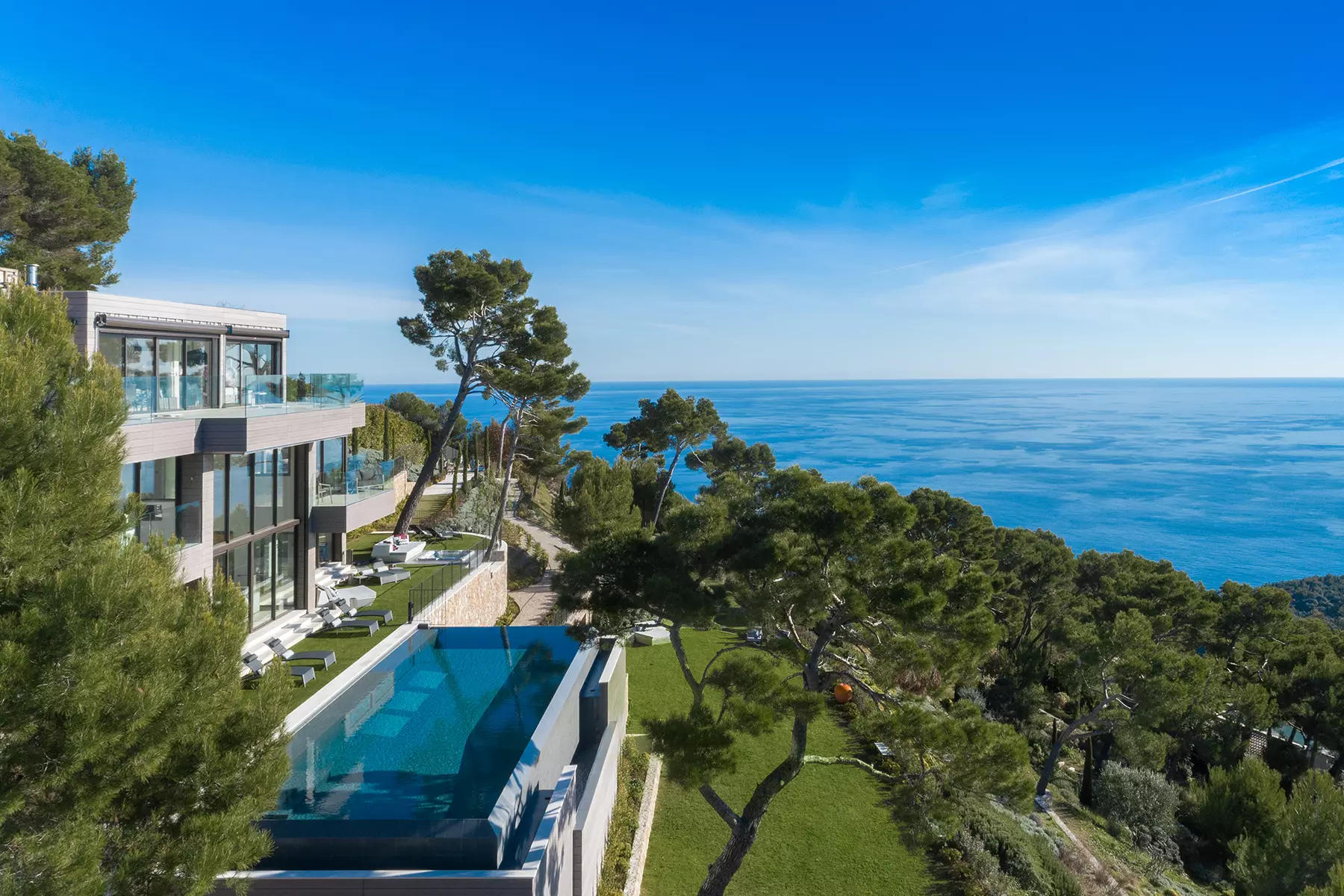 Esterno di La Maison vue de Saint Jean nel sud della Francia