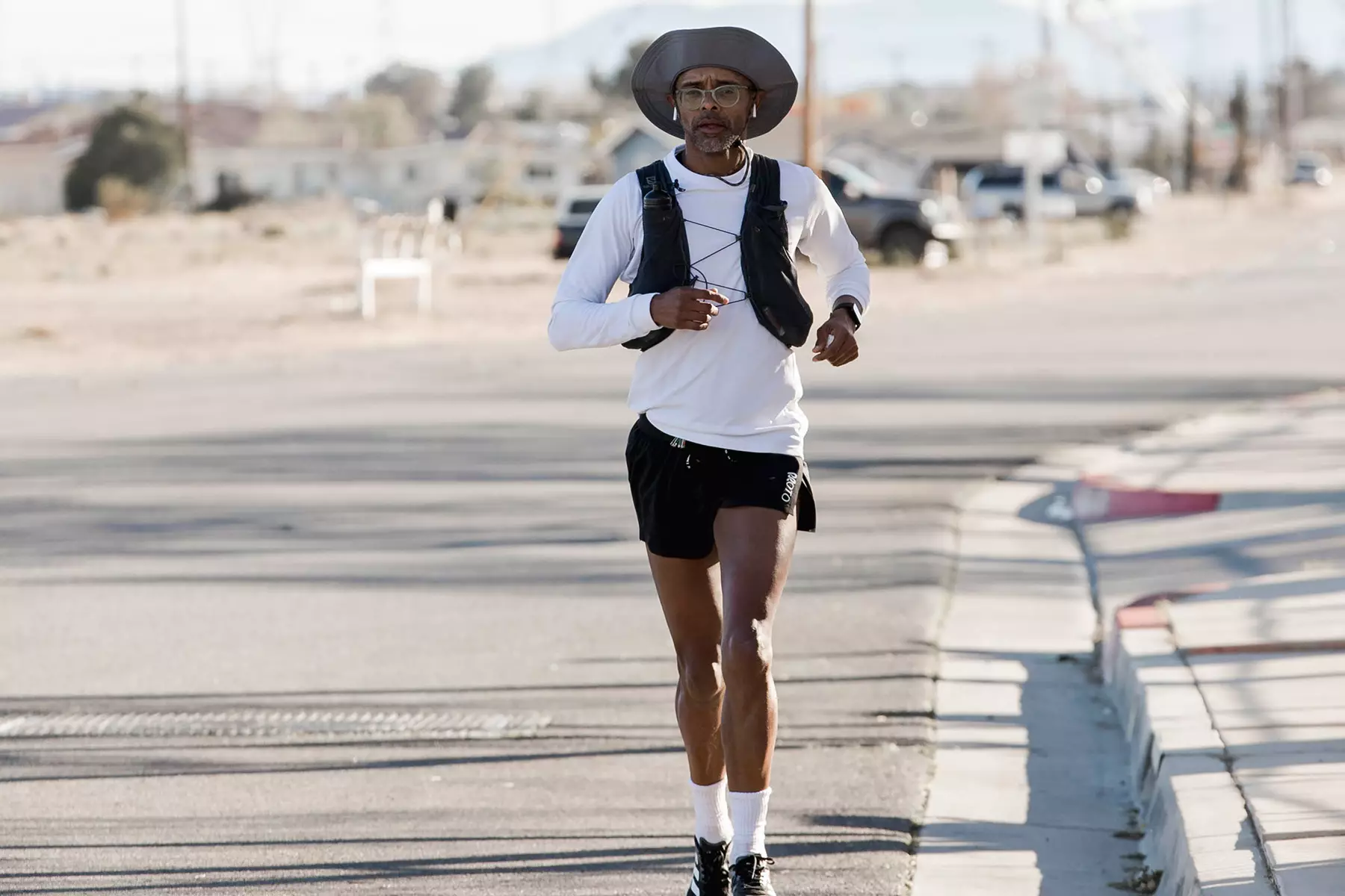 Малколм Ибанкс трча од Санта Моника до Лас Вегас