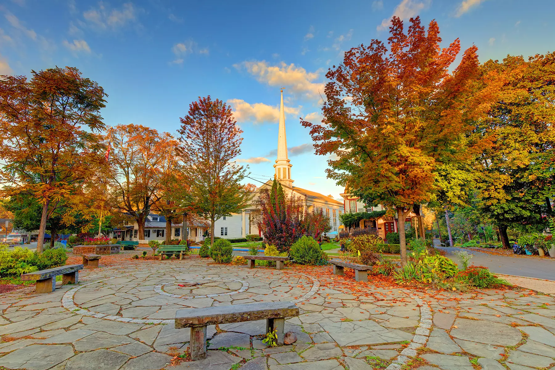 Woodstock jẹ ilu kan ni Ulster County, Niu Yoki. O wa laarin awọn aala ti Catskill Park.