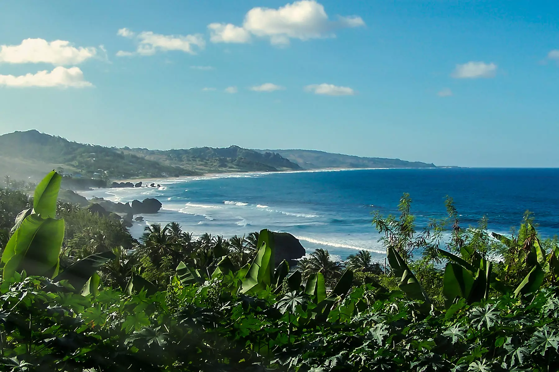 Uma bela e tranquila praia na Ilha Mustique - Granadinas