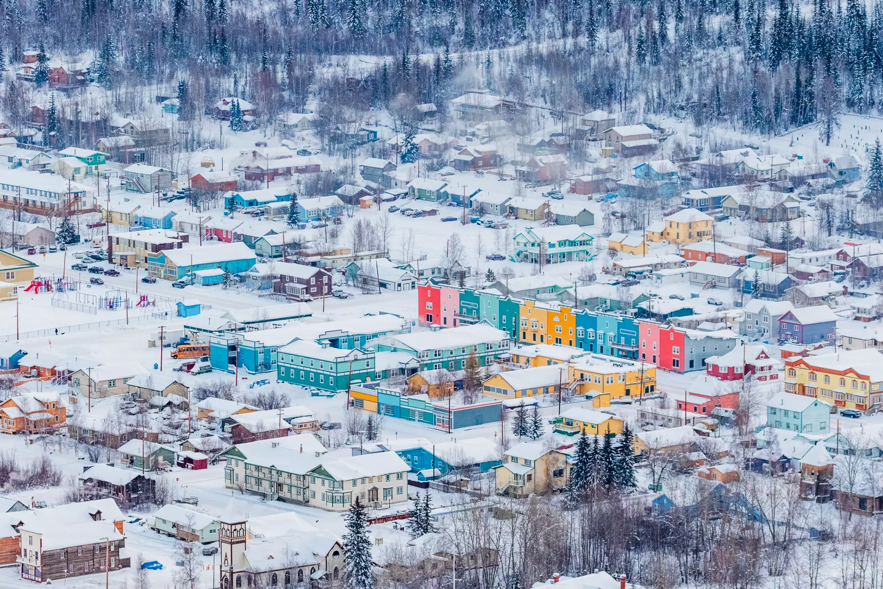 Aerial view panahon sa tingtugnaw sa Dawson City, Yukon Territory, Canada.