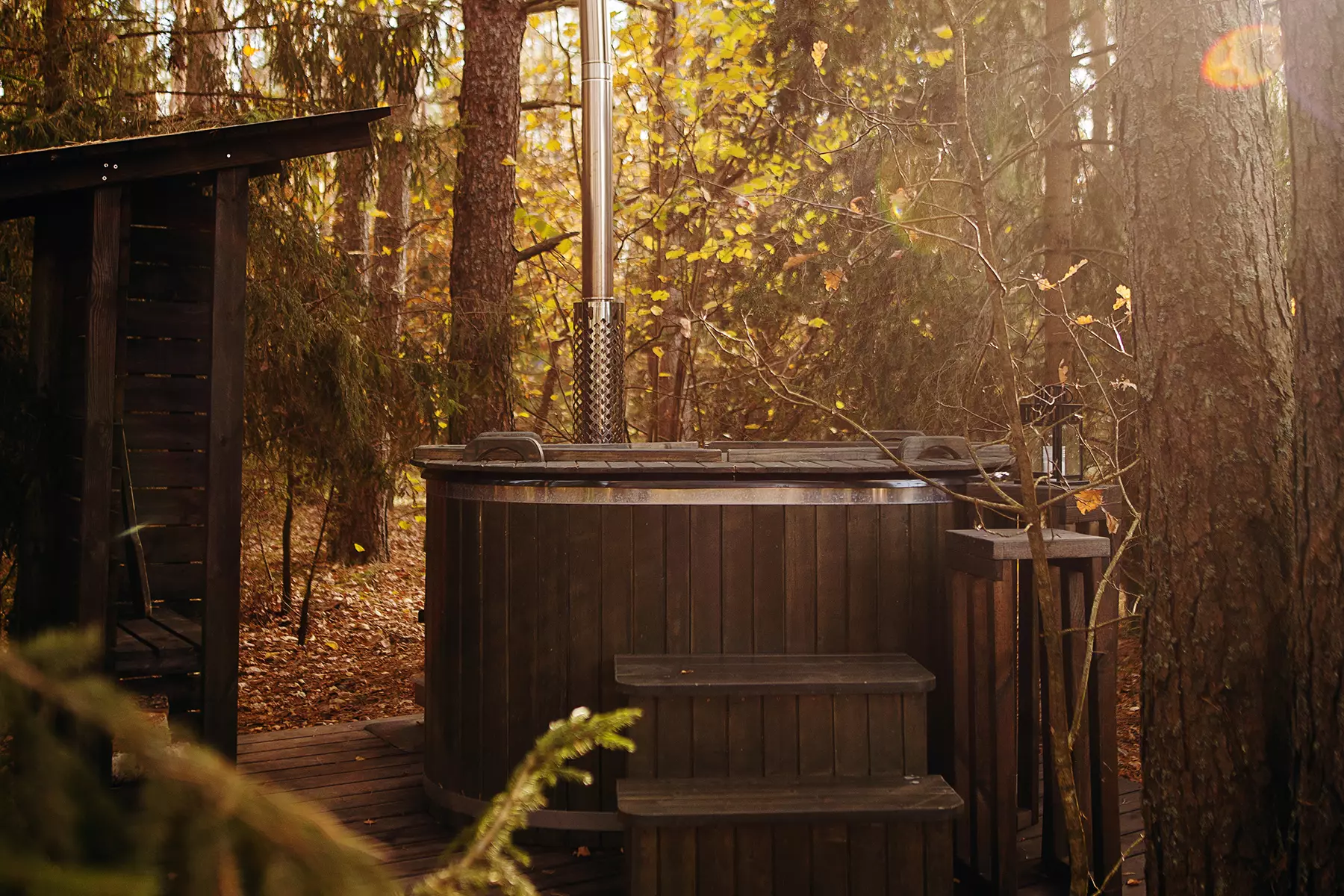 Extérieur de la Varena Treehouse en Lituanie