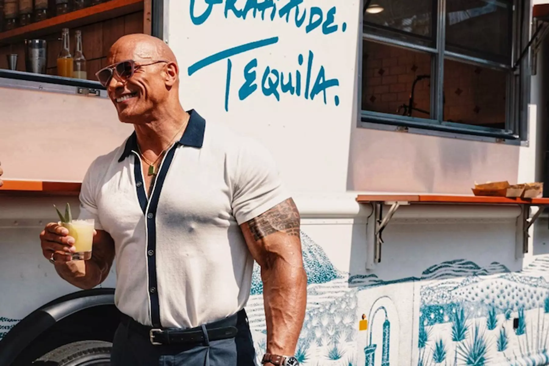 Dwayne Johnson z ciężarówką Teremana