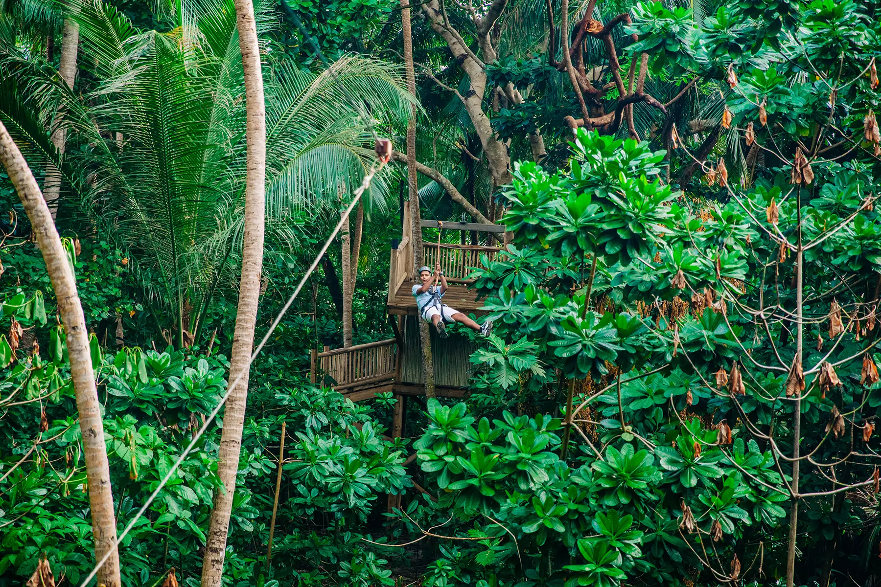 Soneva Fuşide zipline nahary