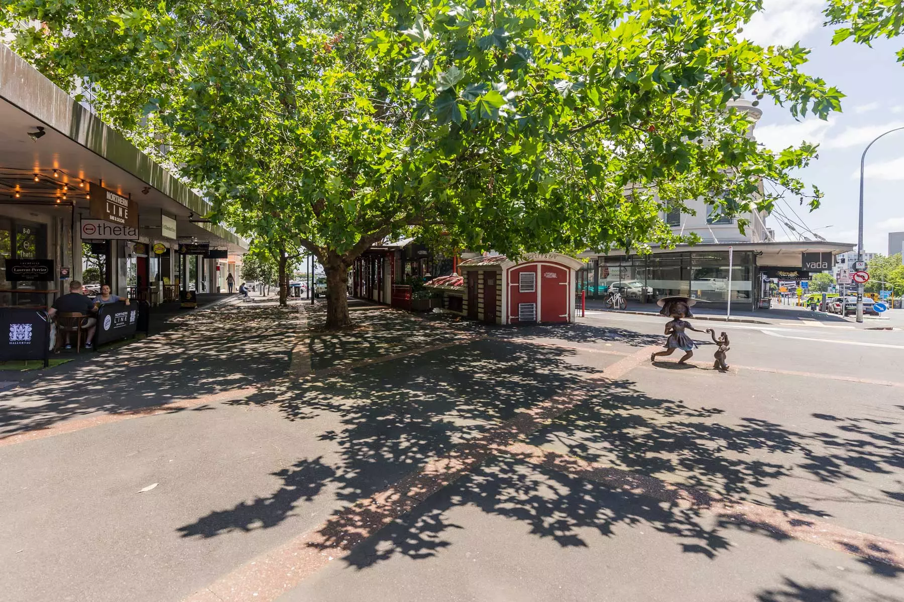 Karangahape Rd, bežne označovaná ako K Road, v Aucklande na Novom Zélande