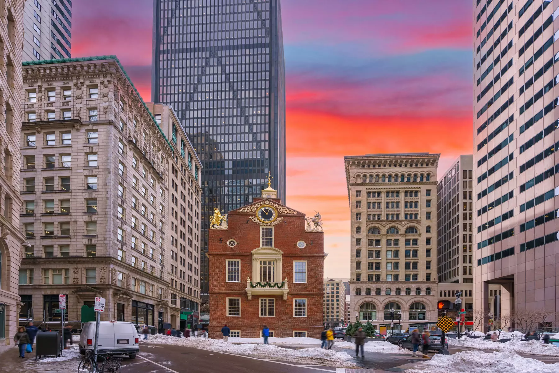 I-Boston Old state house phakathi nokushona kwelanga kwasebusika