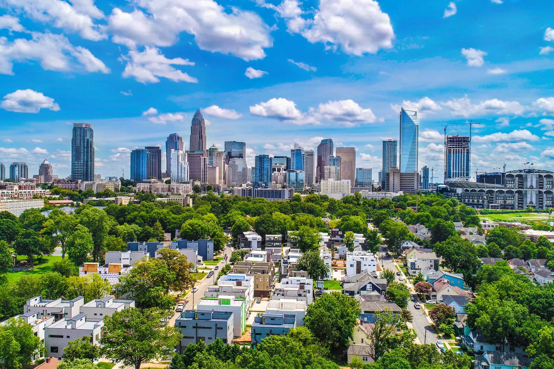 Drone Aerial në qendër të qytetit Charlotte, Karolina e Veriut