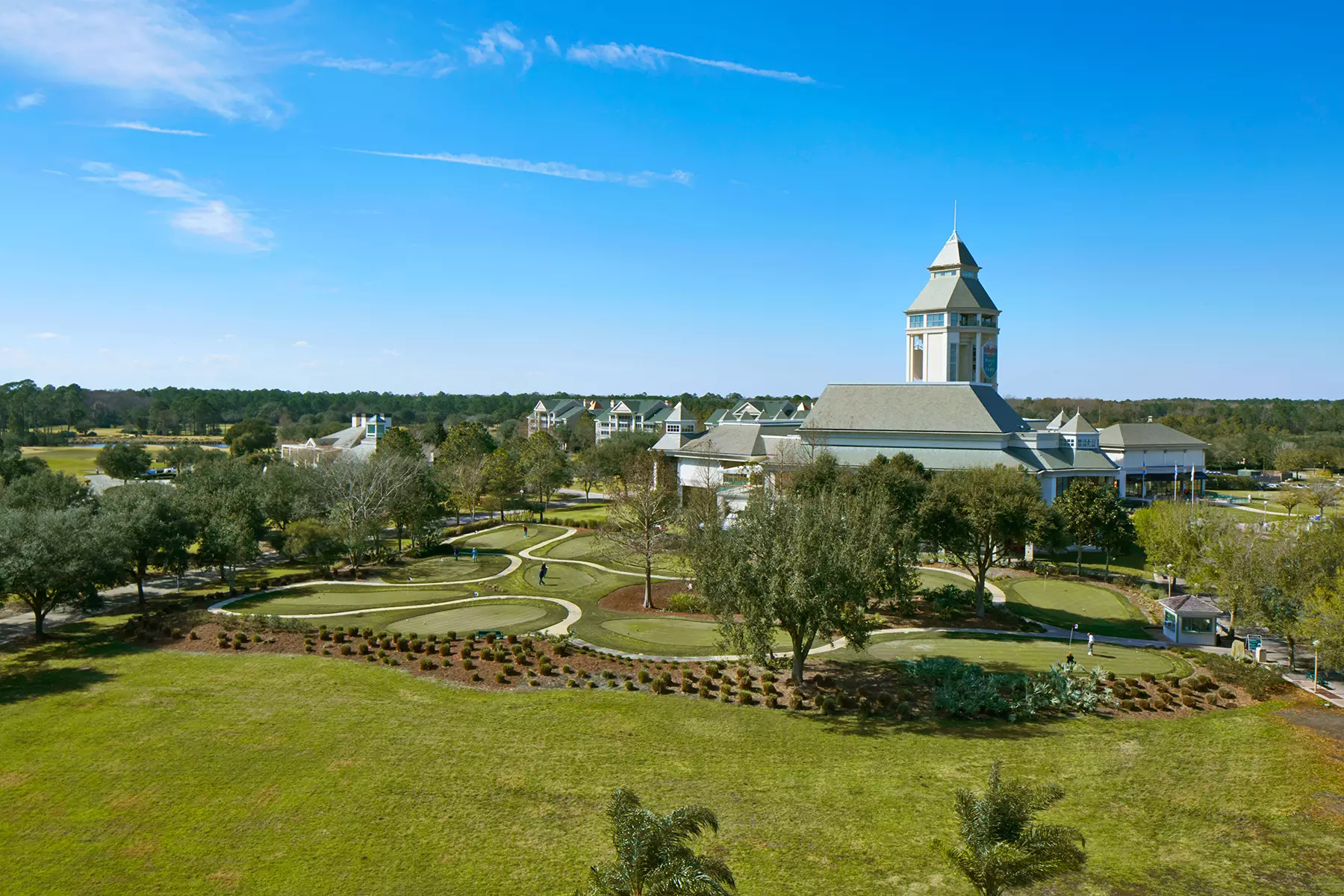 Campo de golf no World Golf Village desde Suite de unha cama con balcón dobre