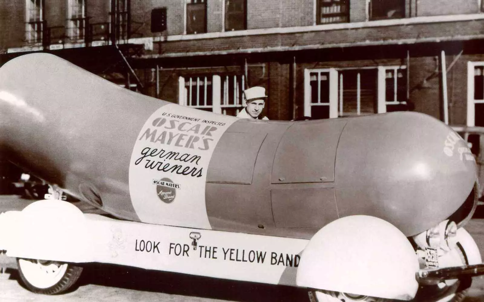 Oscar Mayer Wienermobiel 1936