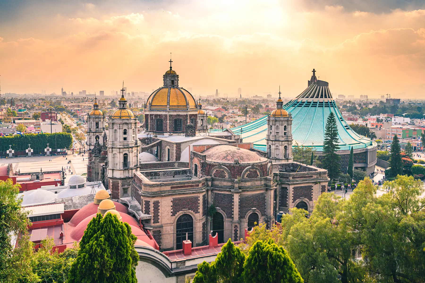 Basílica de Nosa Señora de Guadalupe, Mexico City, Mexico