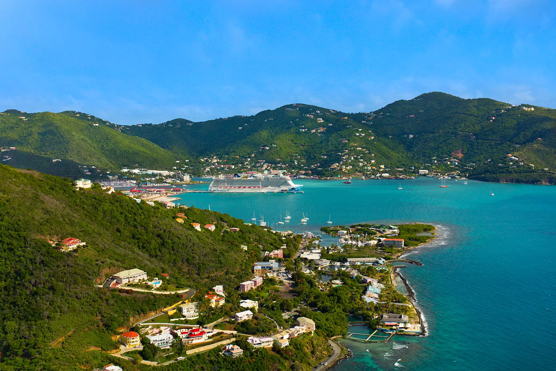 Norwegian Escape í Tortola