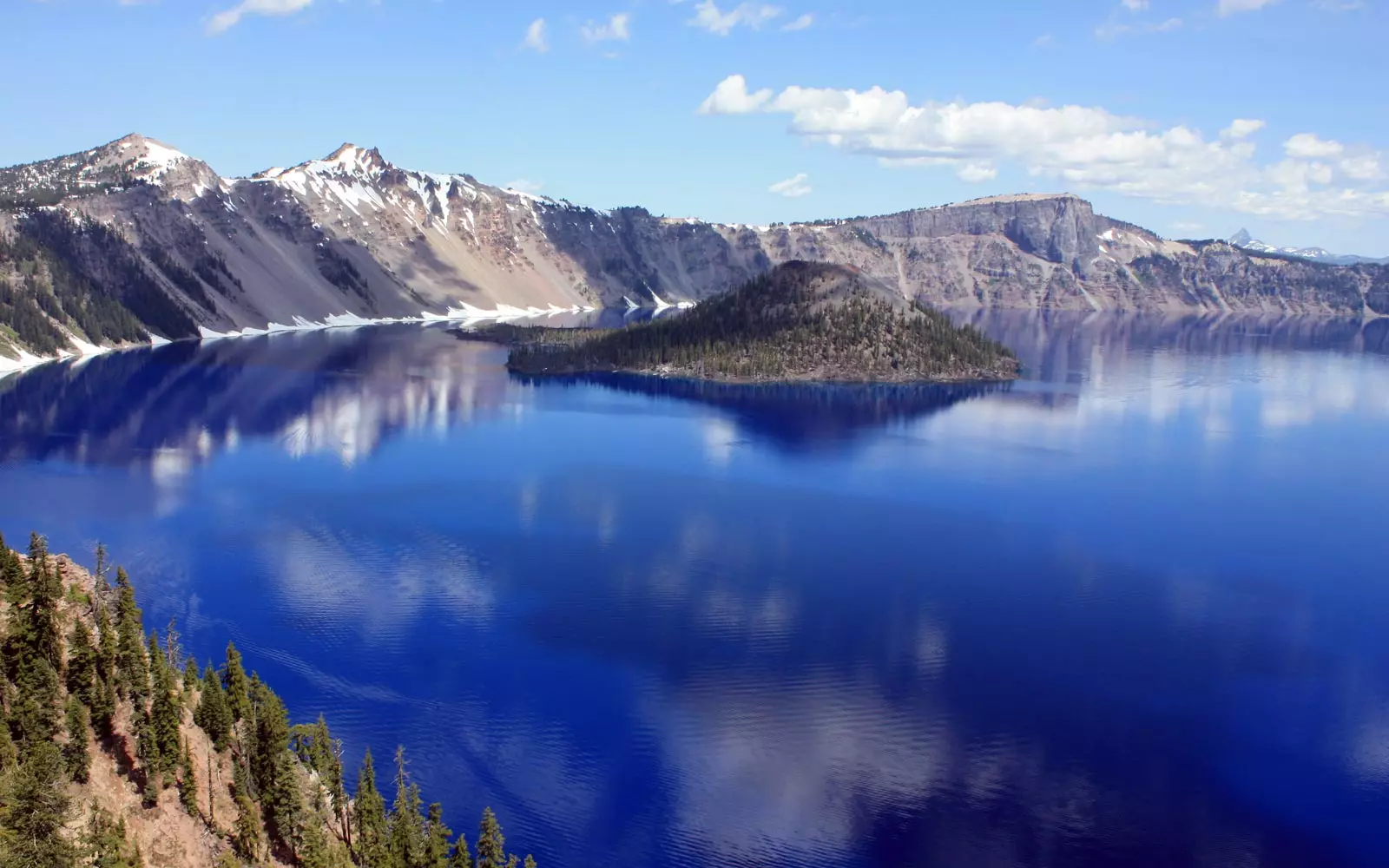 13 Orte, um das blaueste Wasser der Welt zu sehen