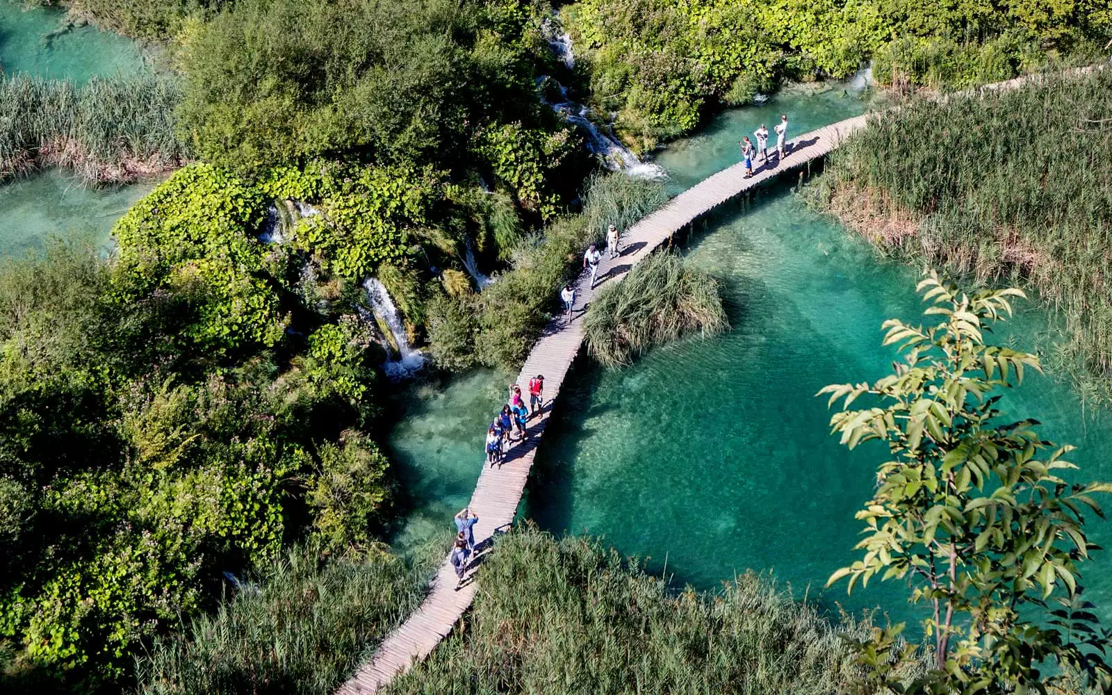 13 Orte, um das blaueste Wasser der Welt zu sehen