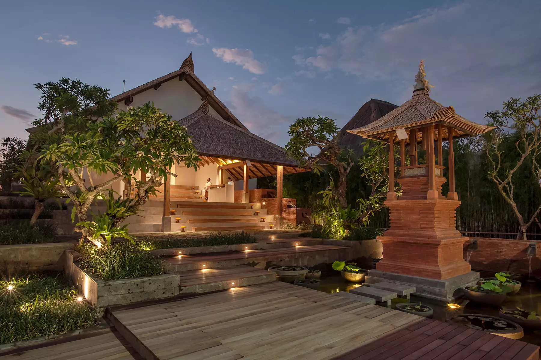 ทางเข้ากับ Bale Kulku ที่ John Hardy Seminyak