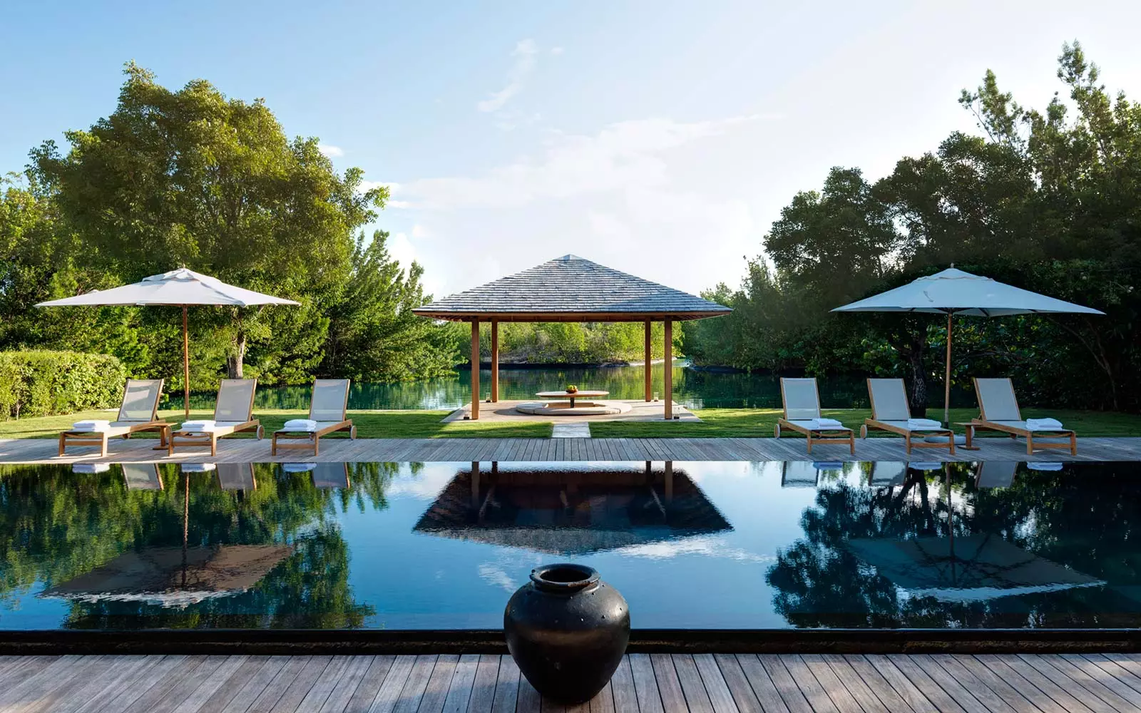 “Aman Resorts Amanyara” türkleri we “Caicos Villa Suite”