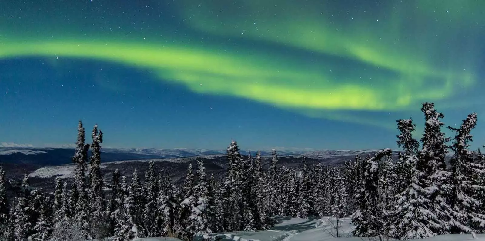 Како ове године видети северно светло на Аљасци
