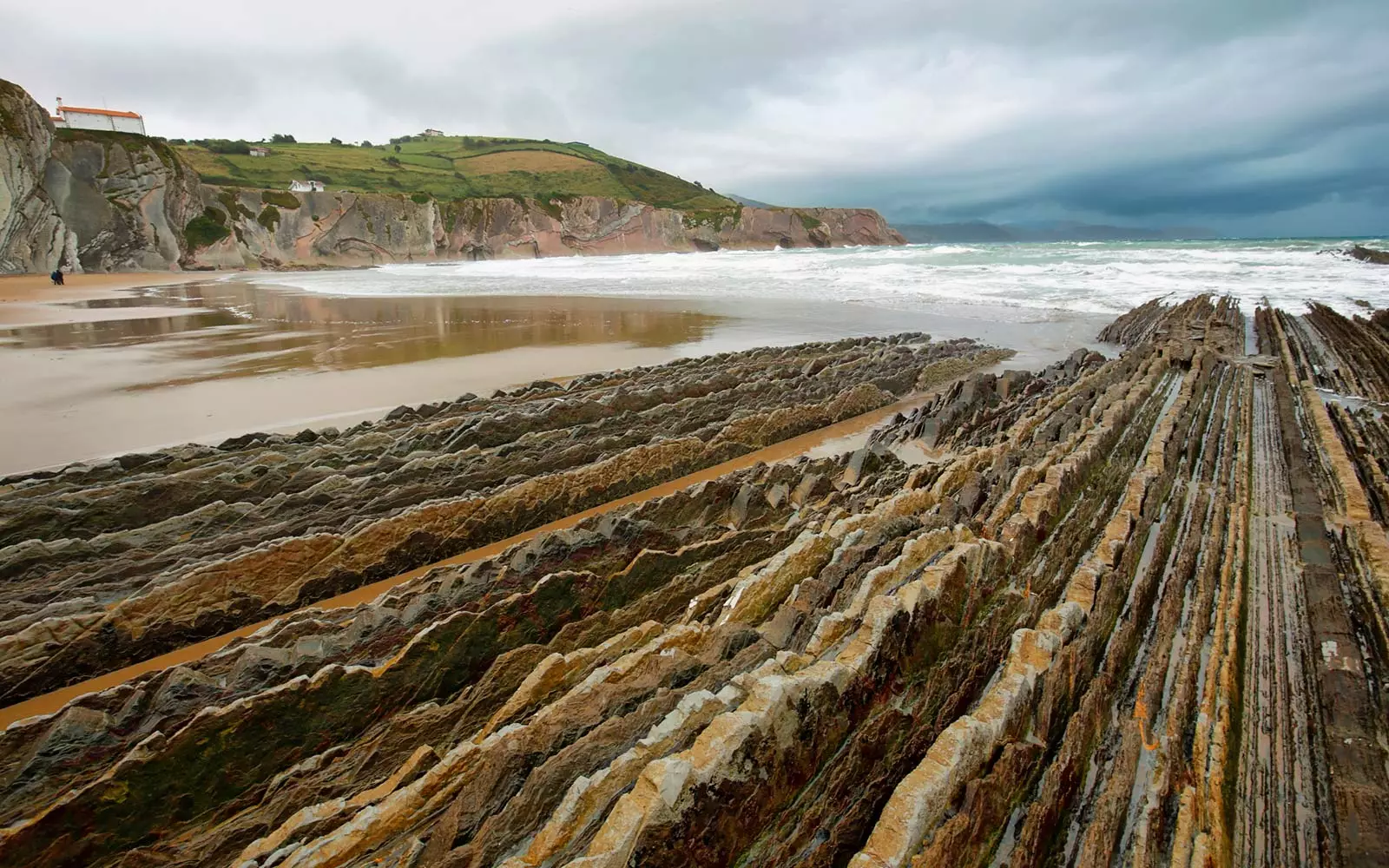 Dragonstone paplūdimys, Itzurun paplūdimys, Zumaia, Ispanija