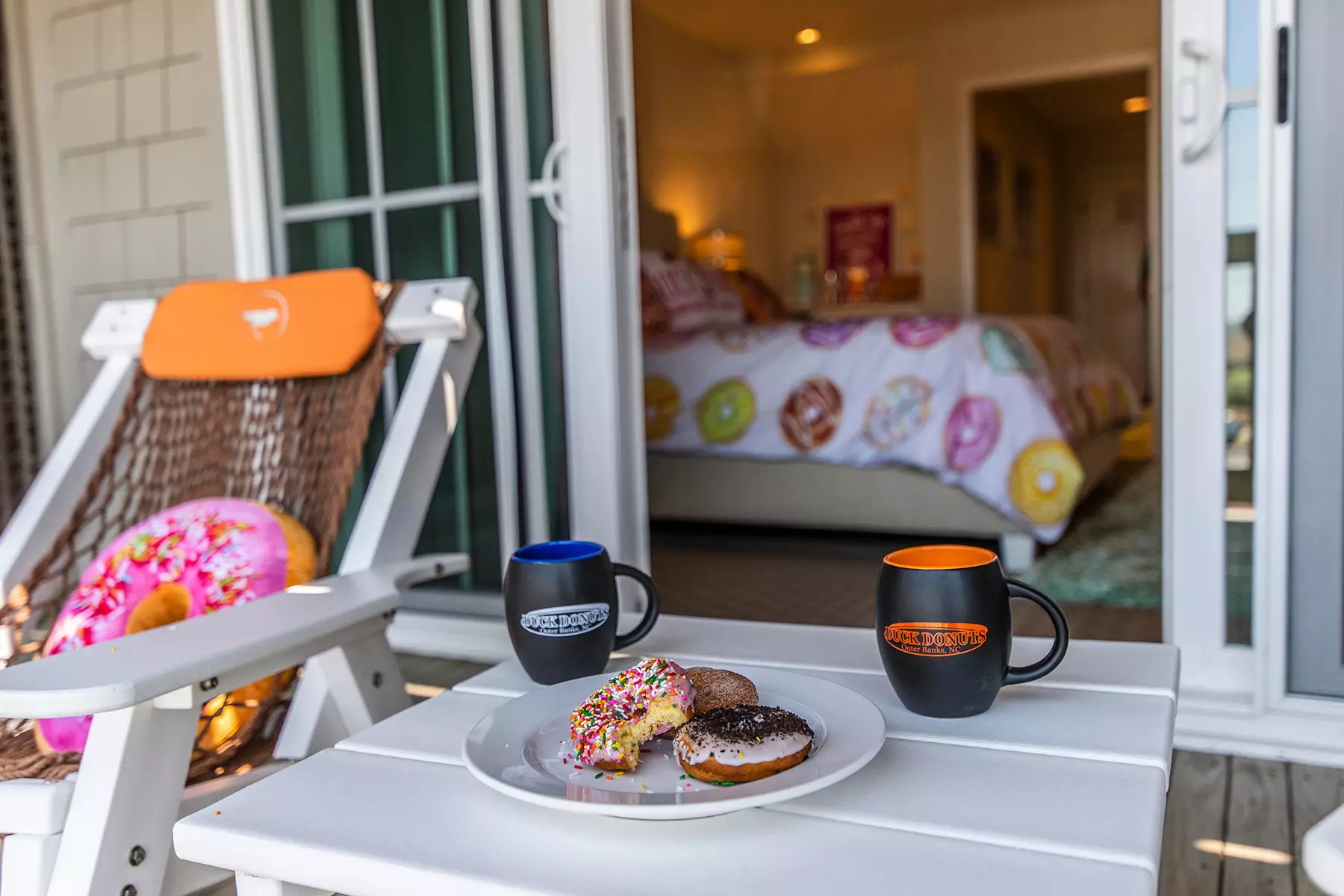 Балкон в The Sweet Escape with Duck Donuts на Sanderling Resort