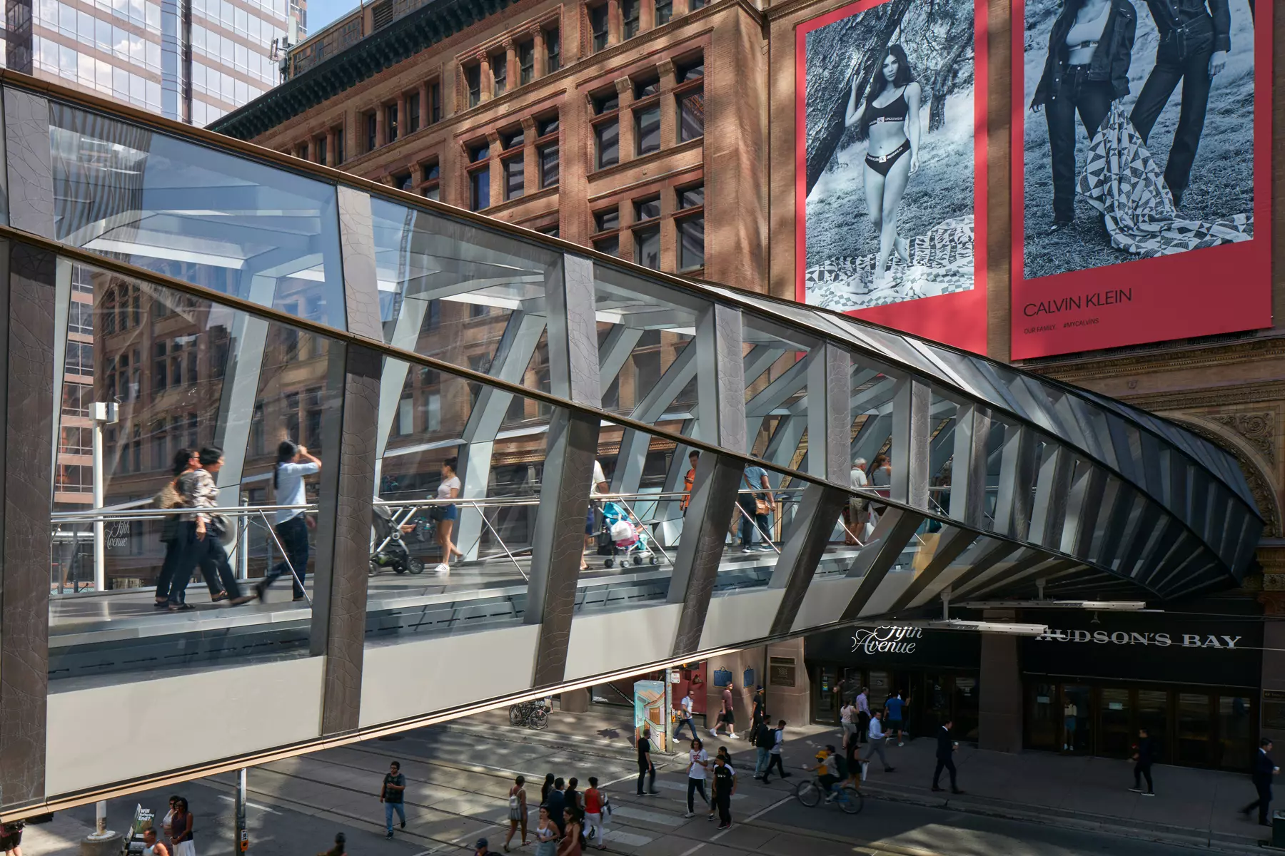 CF Eaton Centre Bridge, Toronto, Kanada. Argitek: Wilkinson Eyre Architects