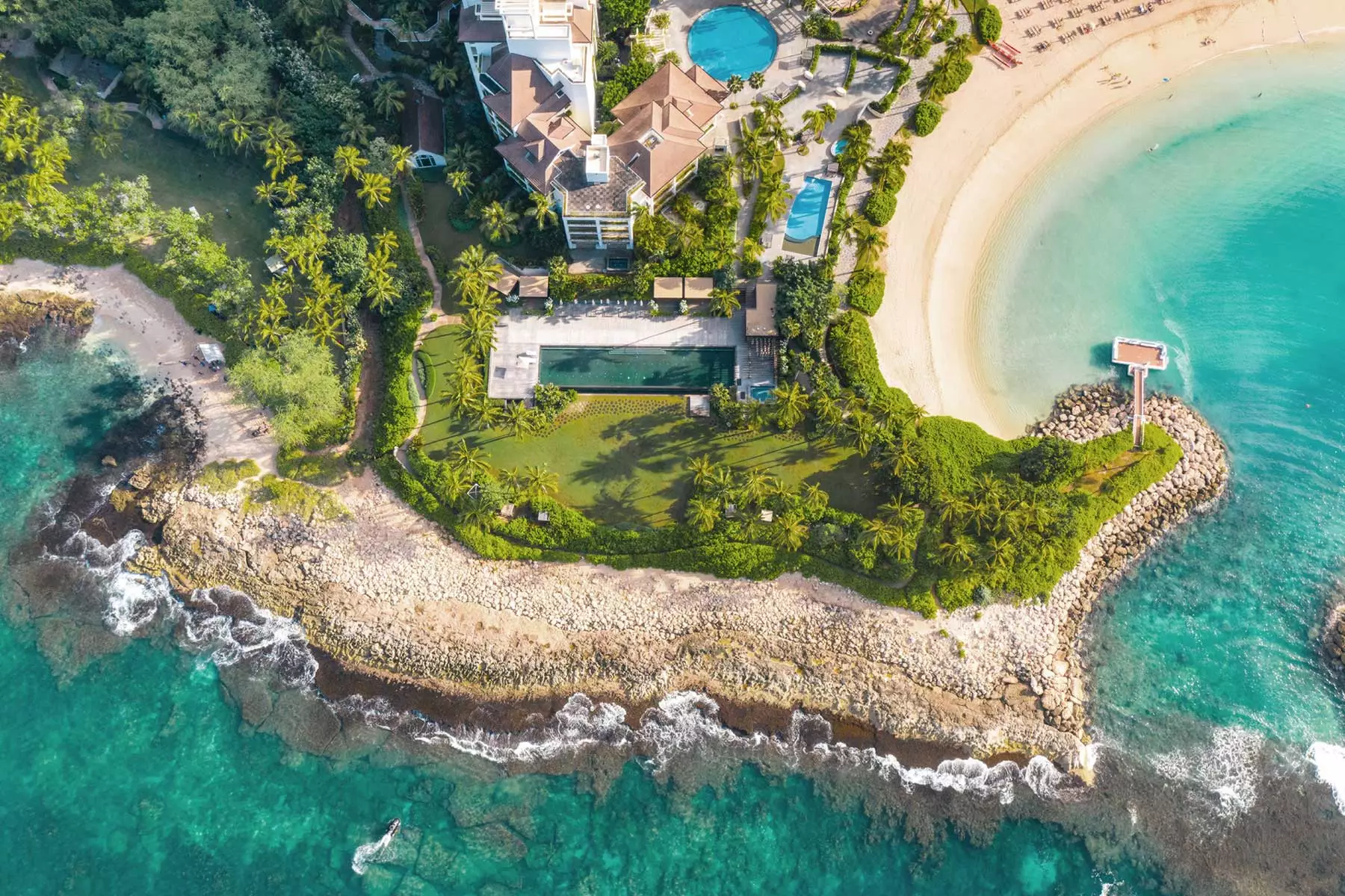 Vista aérea del Four Seasons Resort Oahu en Ko Olina, votado como uno de los mejores resorts y hoteles en Hawai