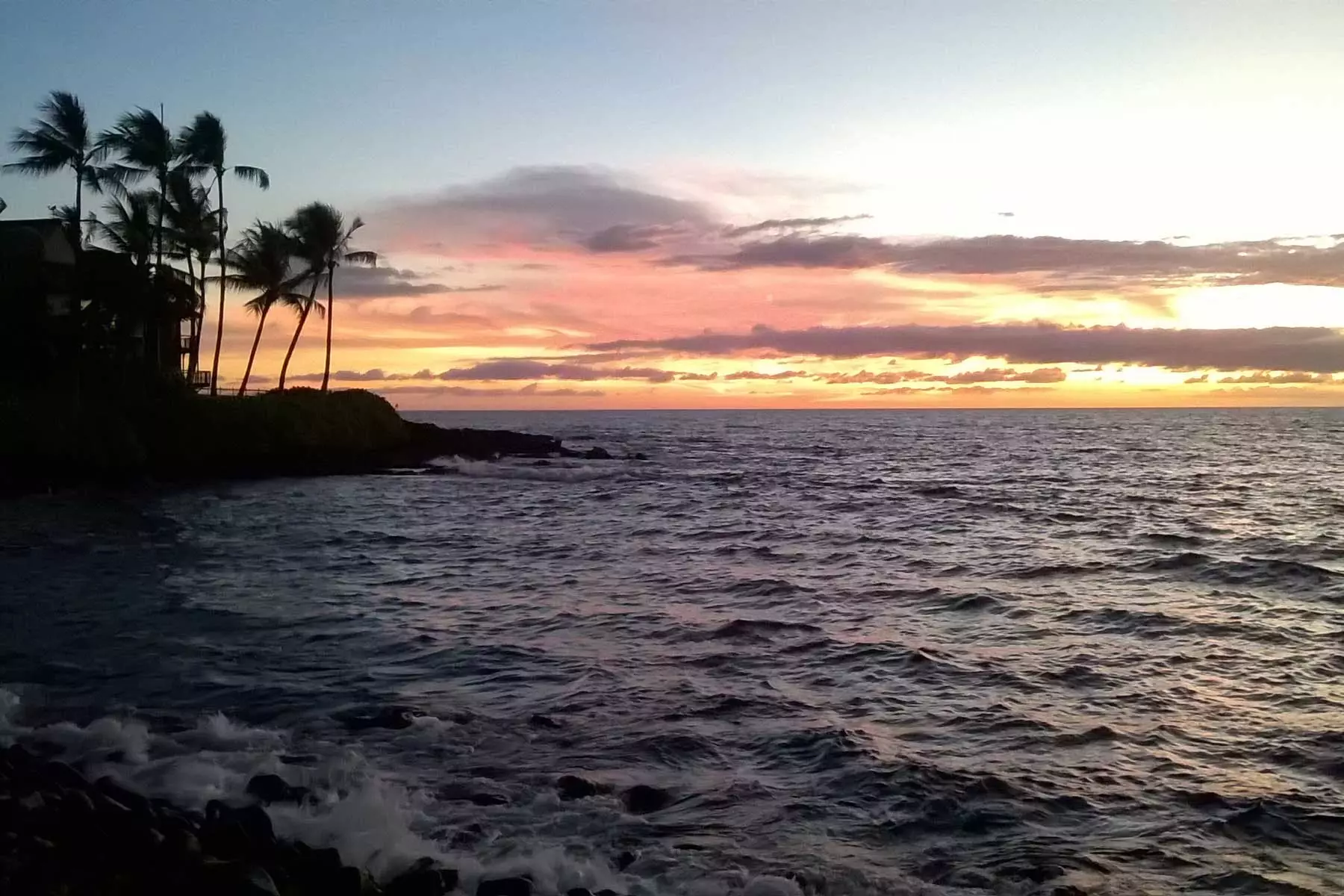 Päikeseloojang Holualoa piirkonnas Kona osariigis Hawaiil