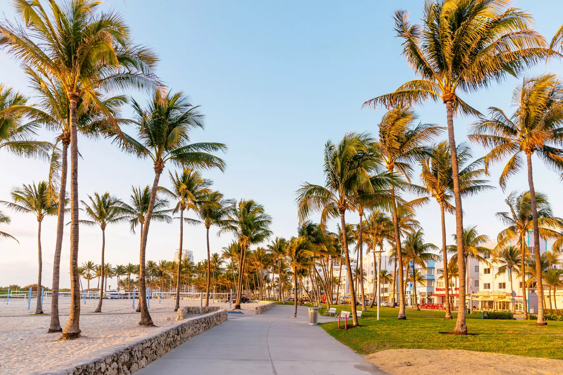 Páirc Lummus ar maidin, South Beach, Miami