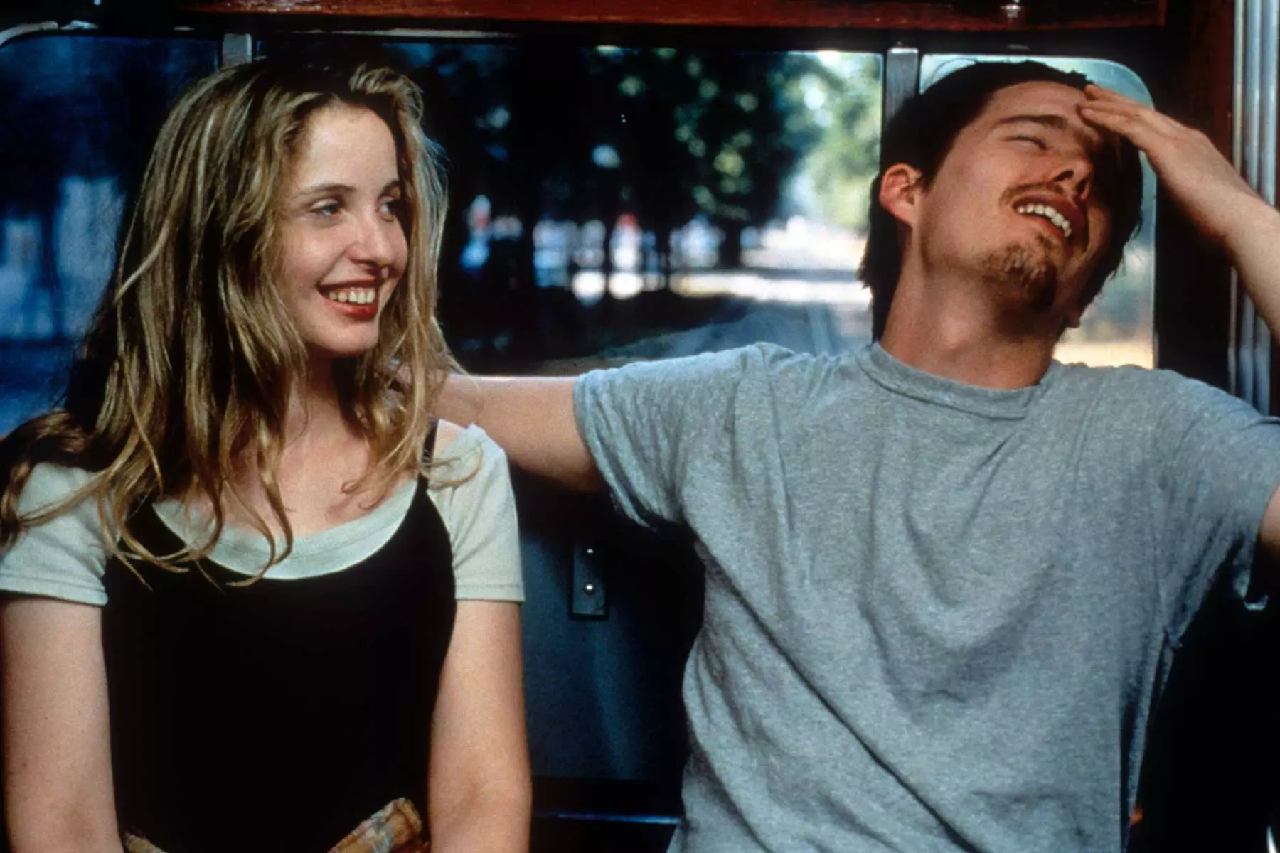 Julie Delpy ed Ethan Hawke in "Prima dell'alba"