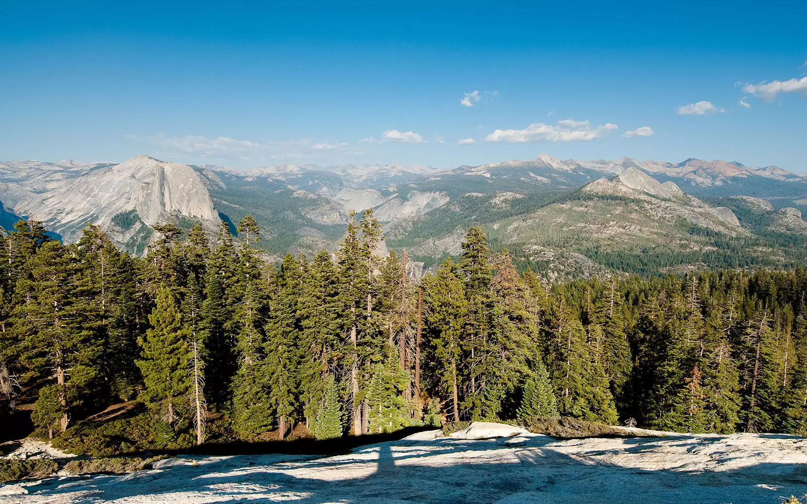 CC7J8X vue panoramique depuis le dôme sentinelle, parc national de yosemite, californie, états-unis