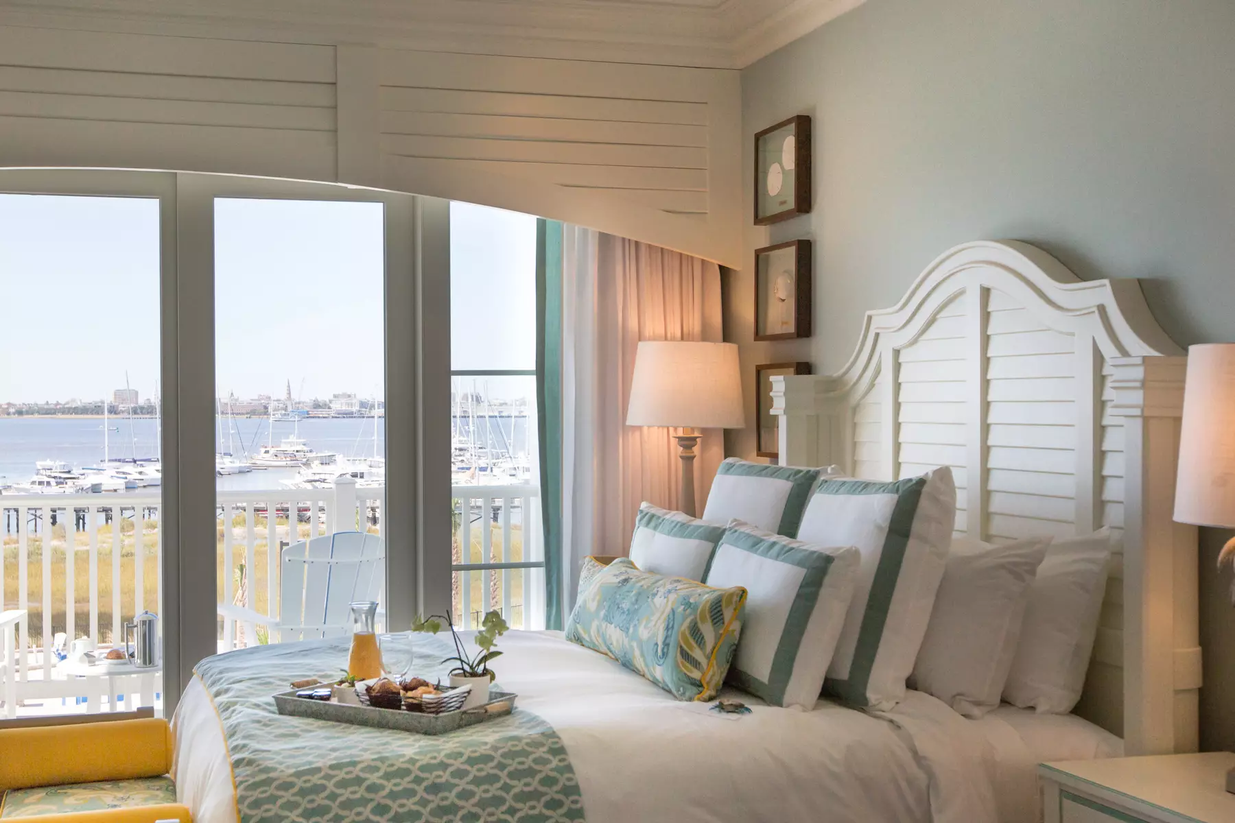 Kamar tamu di The Beach Club di Charleston Harbour Marina Resort